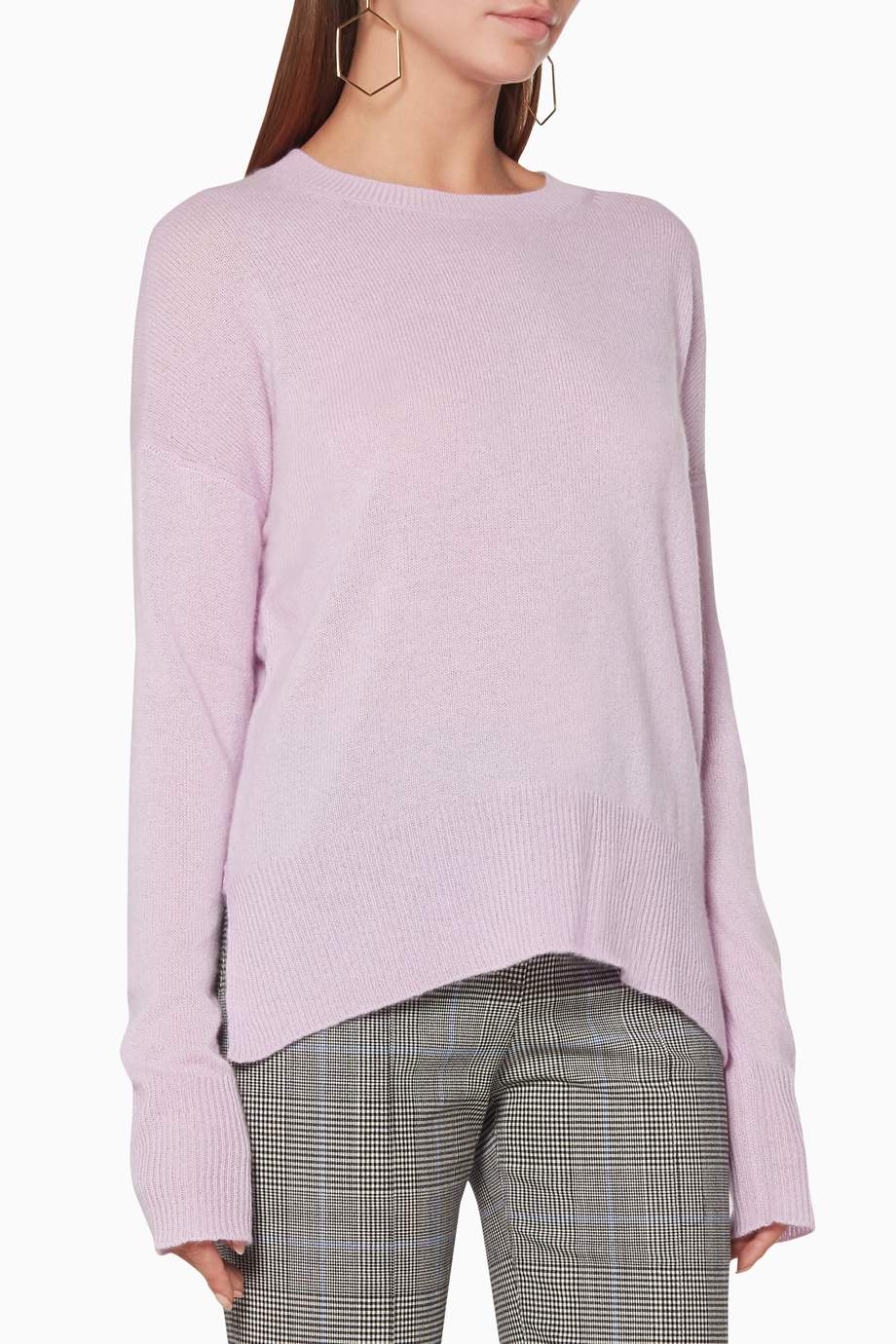 Shop Theory Pink Pink-Lilac Karenia Cashmere Sweater for Women | Ounass ...